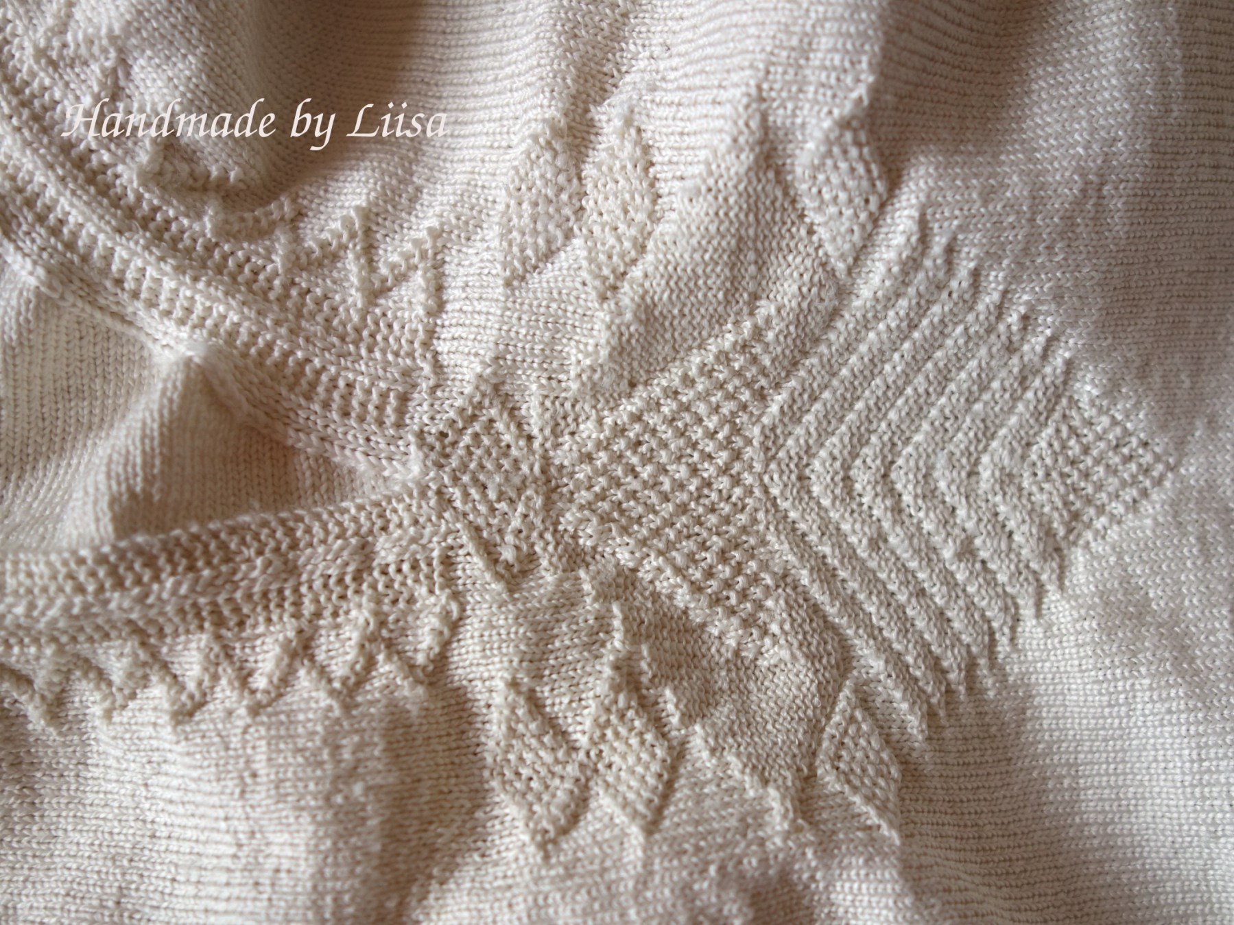 Replica of a historical silk stocking, historiallisen silkkisukan kopio ...